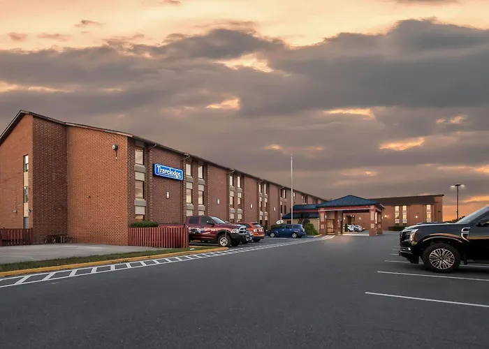 Travelodge By Wyndham Winchester in Winchester | petsallowedhotel.com